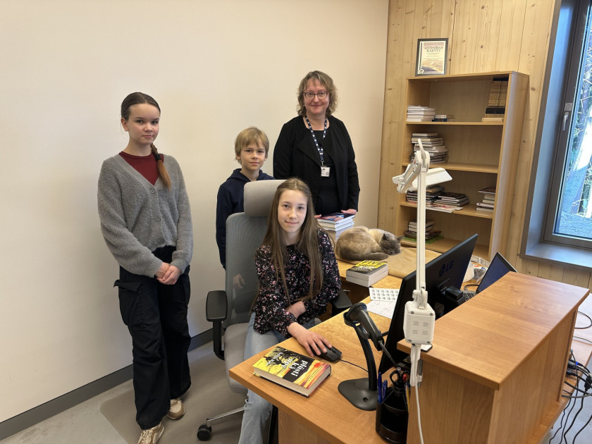 FOTO: Ēnu diena Ogres Centrālajā bibliotēkā - OGRENET - Tava novada portāls