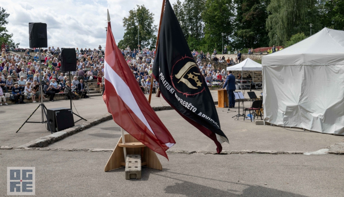 Egils Helmanis: Saliekt var tikai to, kas liecas - OGRENET - Tava ...