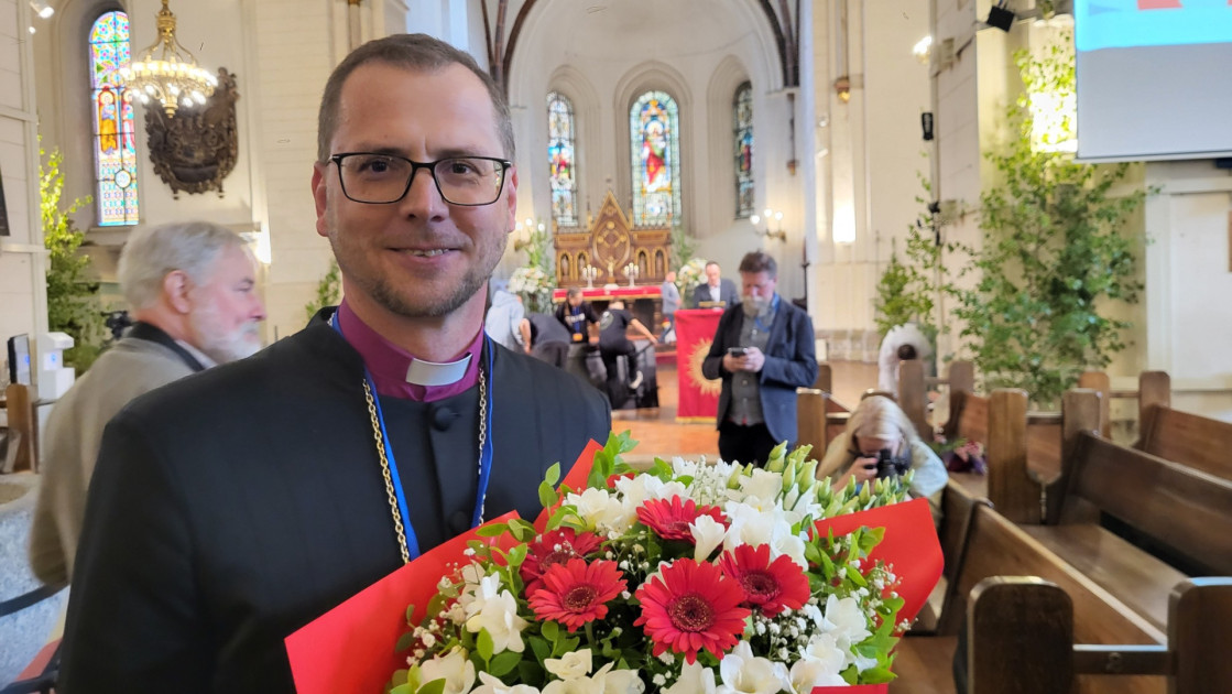 Grants ar četru balsu pārsvaru kļūst par jauno LELB arhibīskapu, Laugalis turpina kalpošanu ...